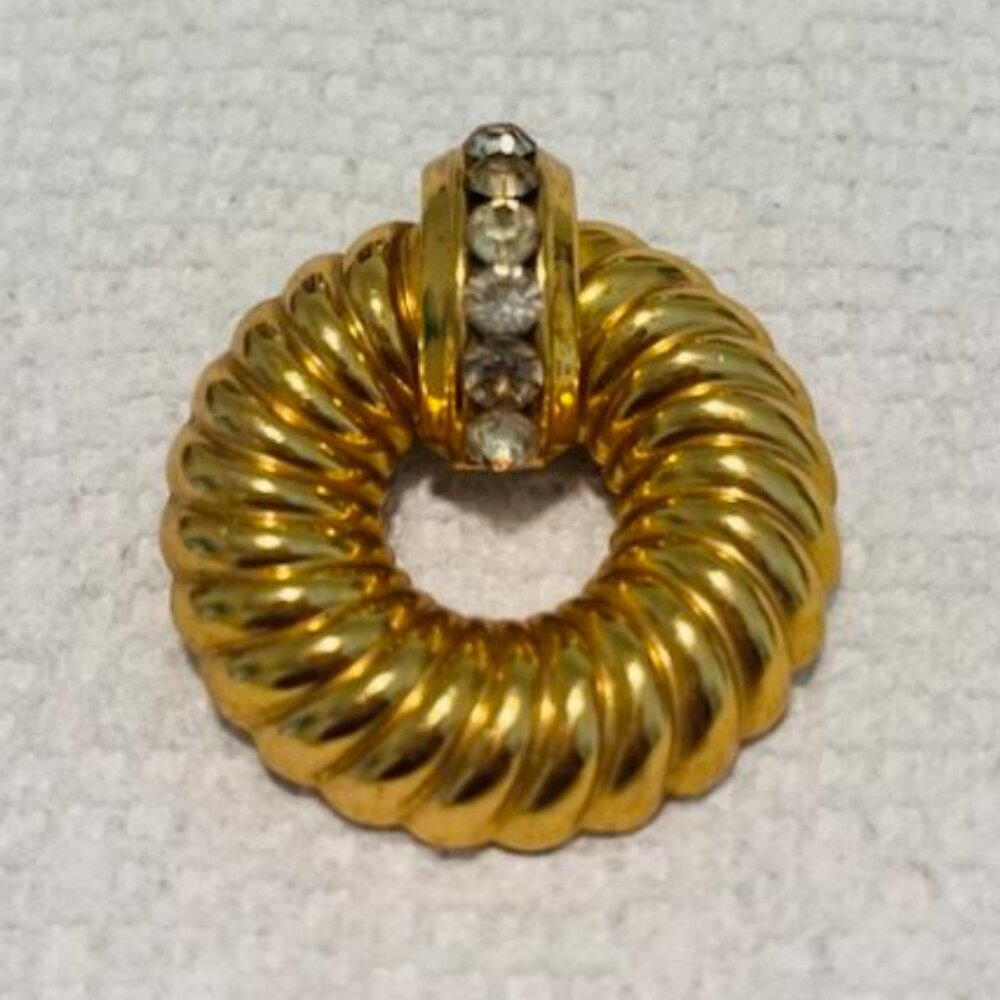 Vintage Coro Classic Gold Tone 1960's Circle Brooch P… - Gem